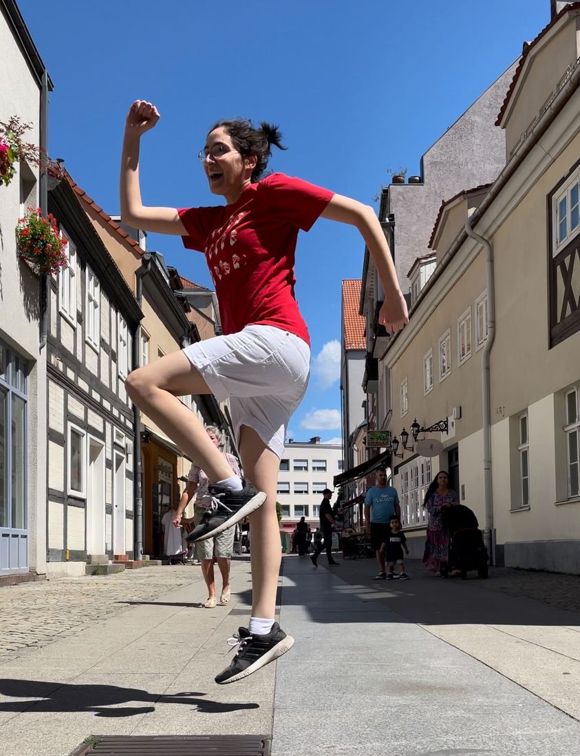 Public Skipping Activist Bar from Berlin – iSkip.com